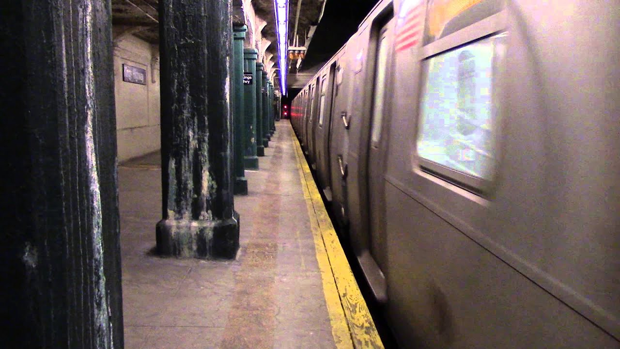 High Speed NYC Subway N Train Approaching Head On From Tunnel - YouTube