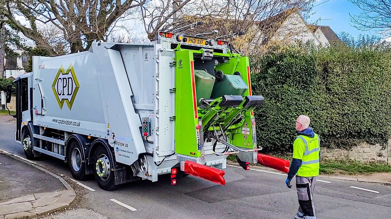 Heavy!! Veolia Mercedes Econic Bin lorry on Garden Waste, DXF - YouTube