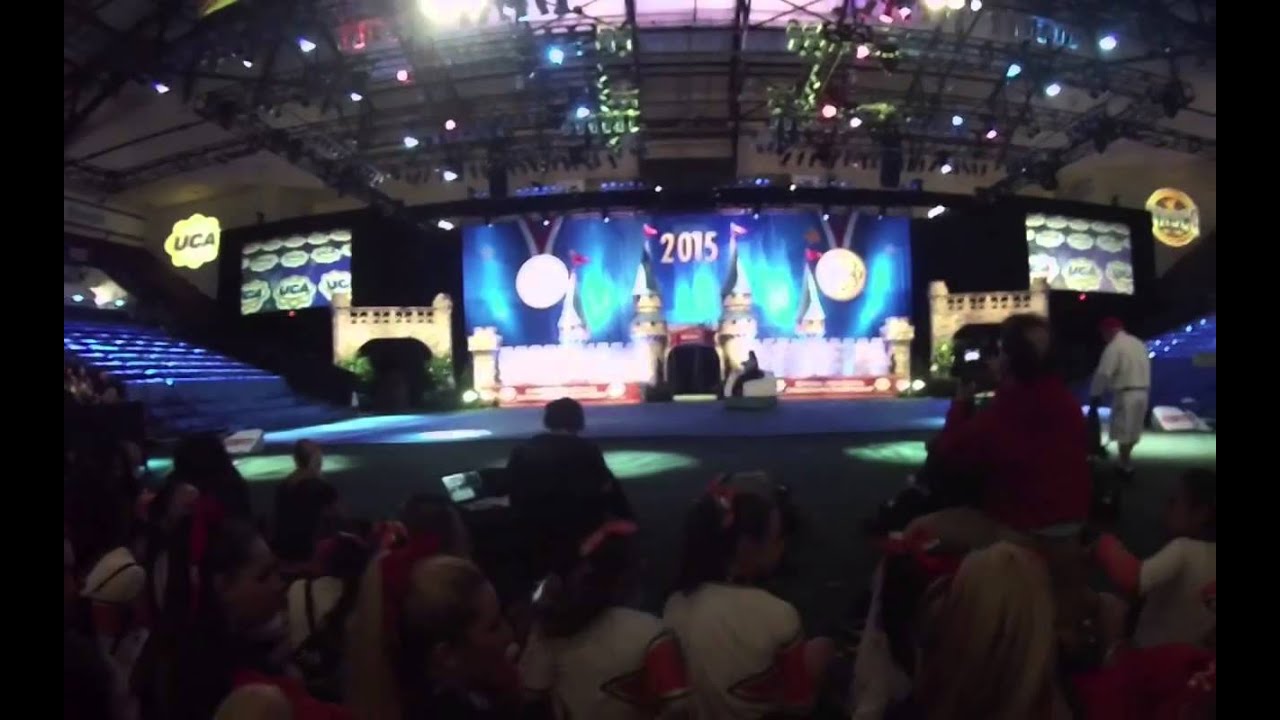 Teurlings Cheer Disney 2015 - YouTube