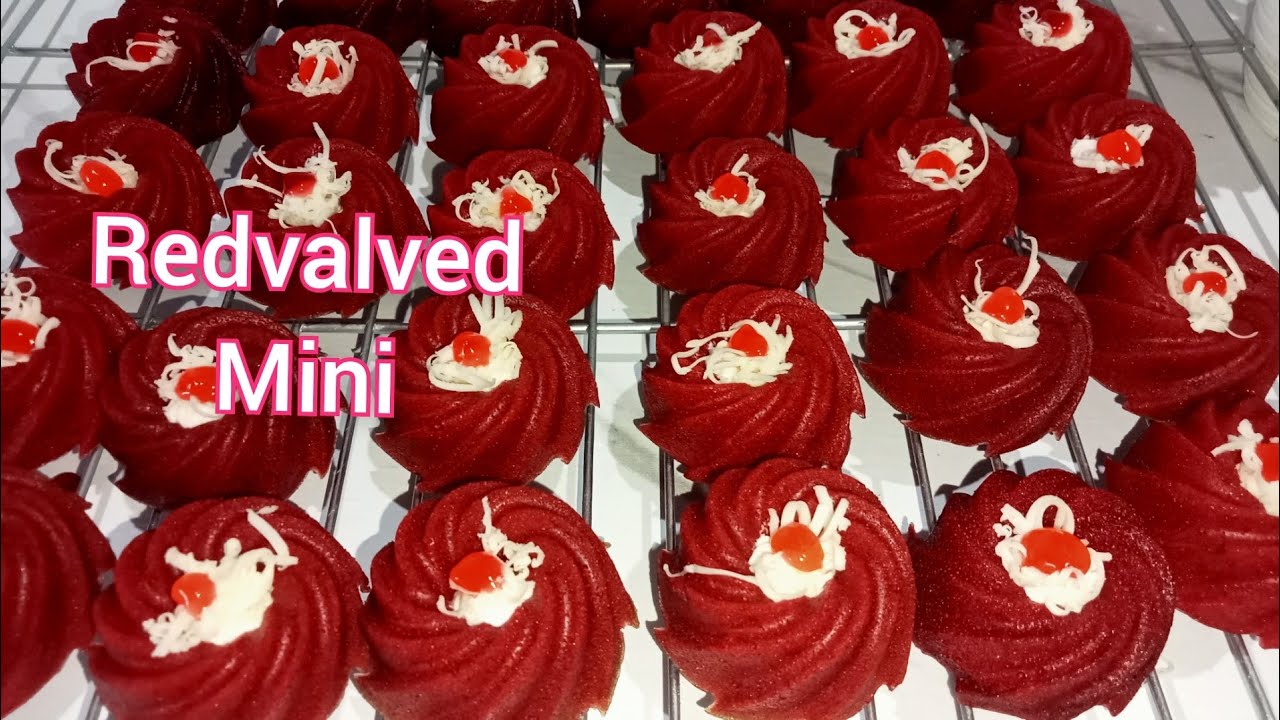 Red valvet mini lembut, tanpa telur dan mixer jadinya banyak. cocok ...