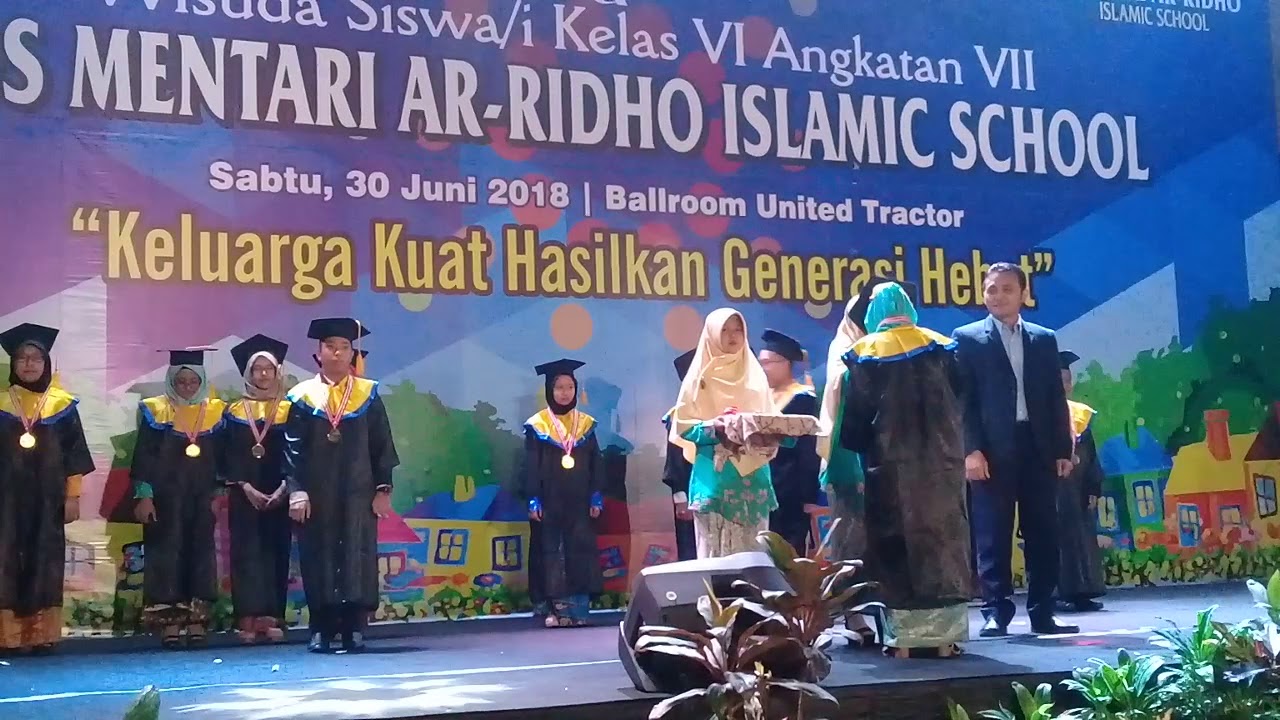 WISUDA SD MENTARI ISLAMIC SCHOOL 2018 (PART 2) - YouTube