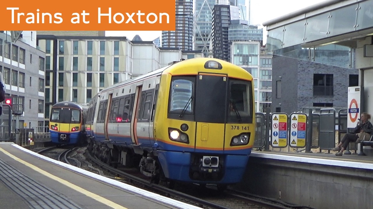 London Overground Trains At Hoxton - YouTube