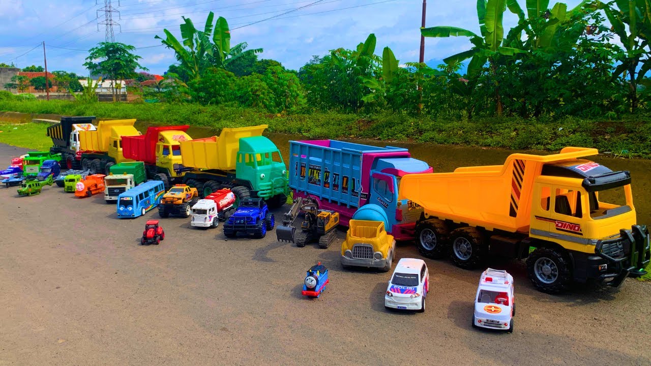 A Box Full of Cars, Roll Royce, Lamborghini, Ferrari, Porsche, Suzuki ...