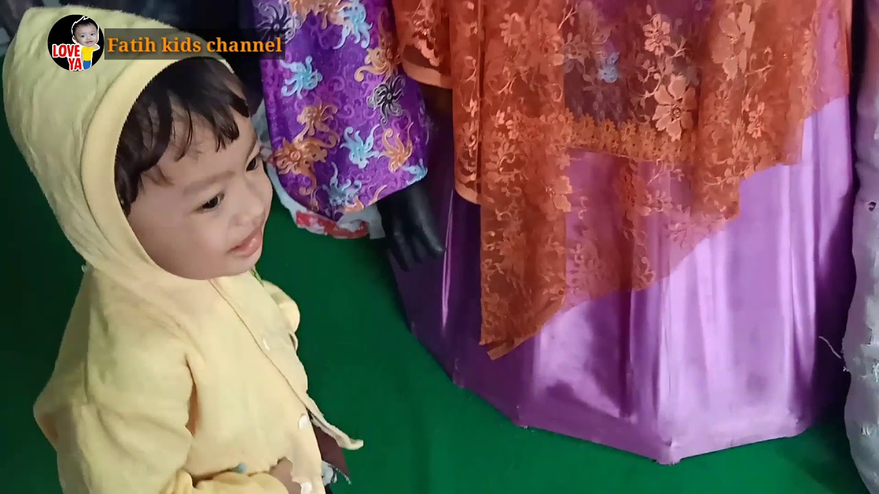 Membeli boneka ondel ondel || Fatih kids || - YouTube