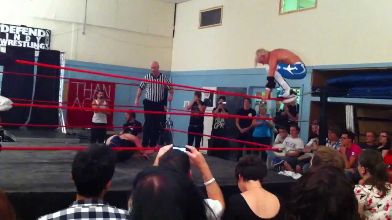 Amateur Sunset Flip: Top rope wrestling finishing move! - YouTube