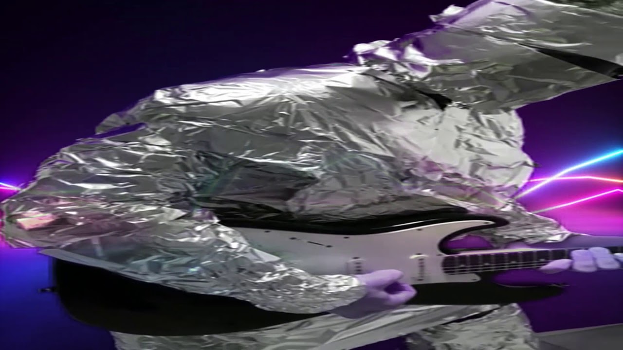 ALUMINUM FOIL MAN!!! - YouTube