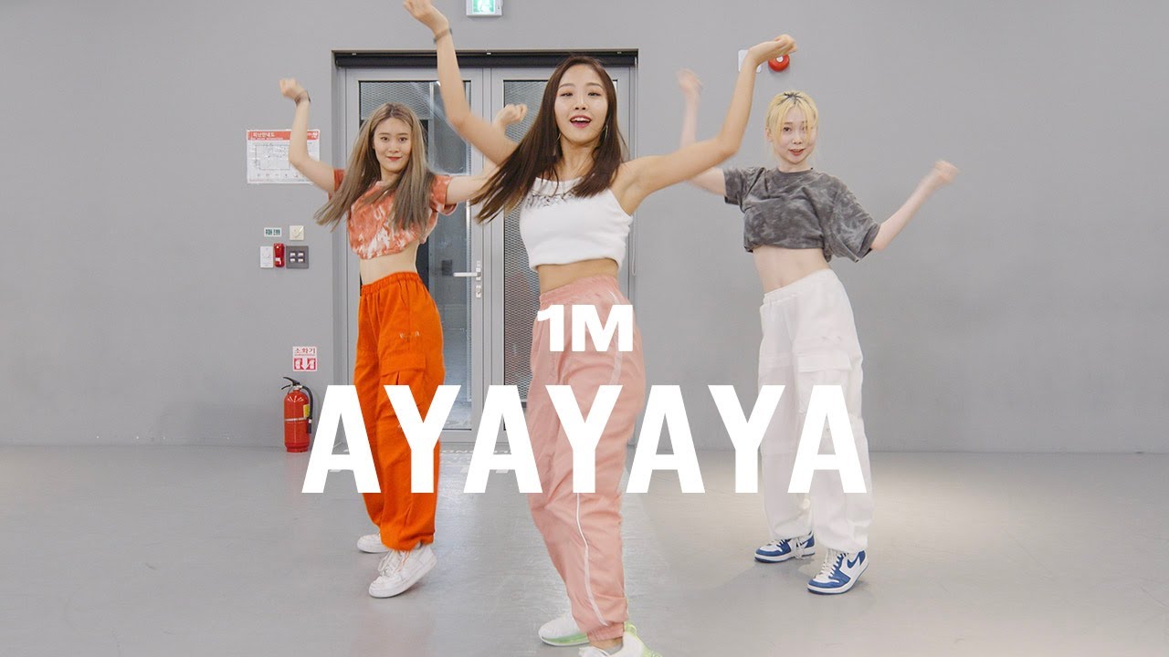 IZ*ONE (아이즈원) - AYAYAYA / Amy Park Choreography - YouTube
