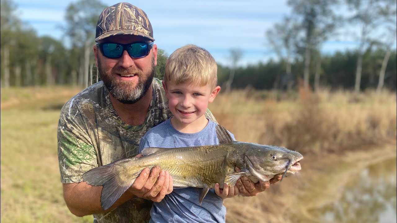 Flint hooks a whopper! - YouTube