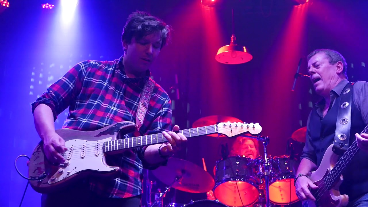 Davy Knowles w/BAND OF FRIENDS - A Million Miles Away - 4/12/18 The ...