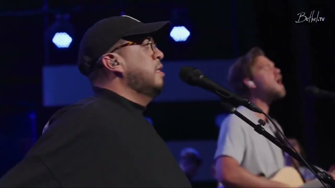 One Thing Remains | Edward Rivera | Bethel 2022 | Worship - YouTube