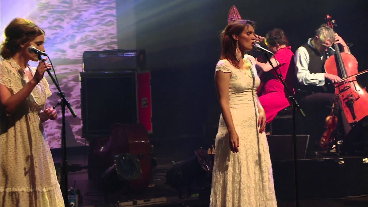 Laïs plays "Laïs" Live at AB - Ancienne Belgique (Rewind concert) - YouTube