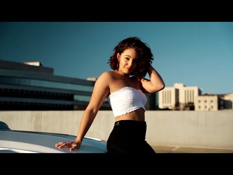 Luis Fonsi - Despacito (Bäsello Remix)