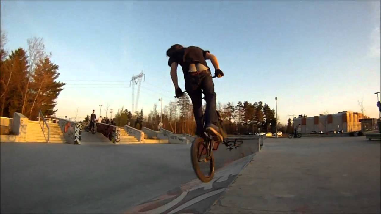 BMX - 360 spin - YouTube