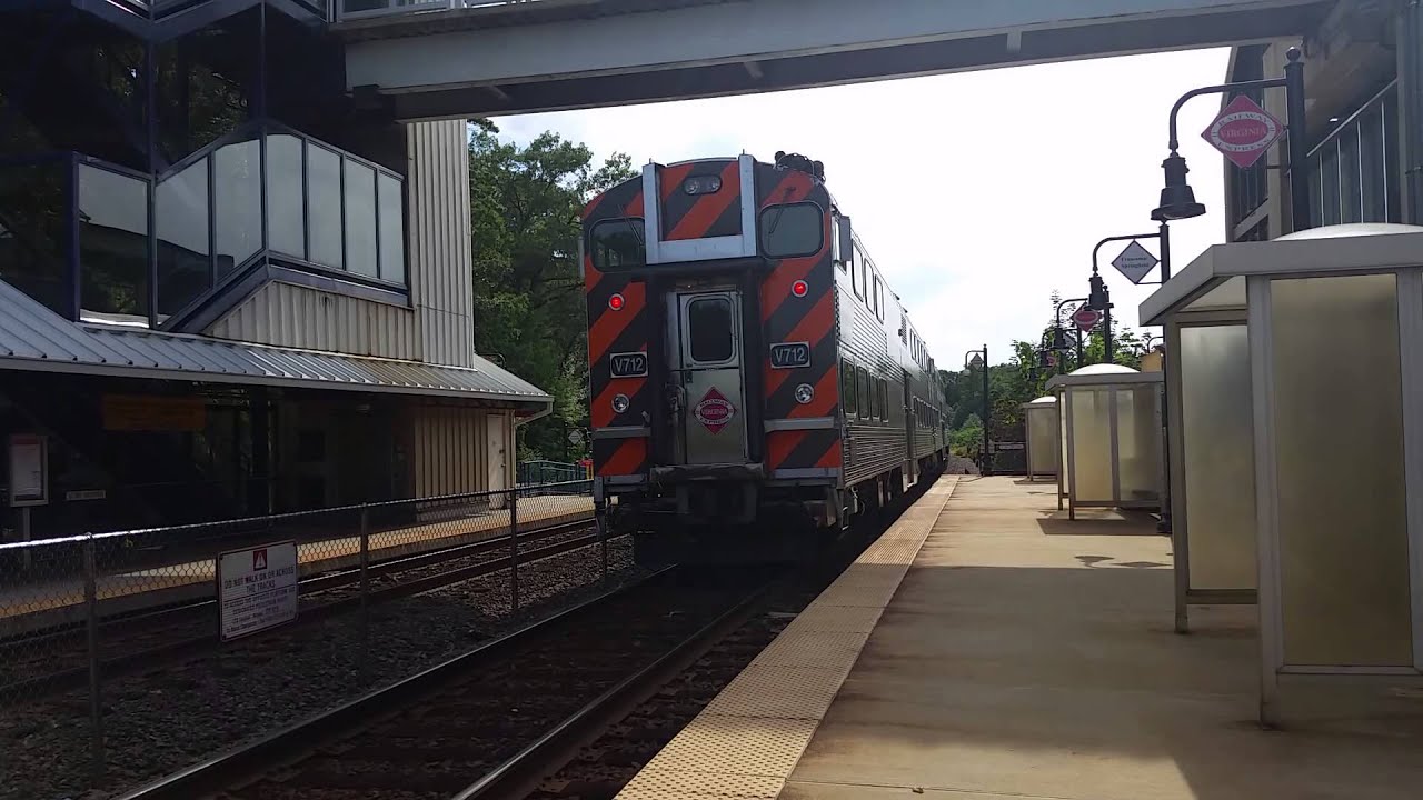 VRE leaving Franconia-springfield - YouTube
