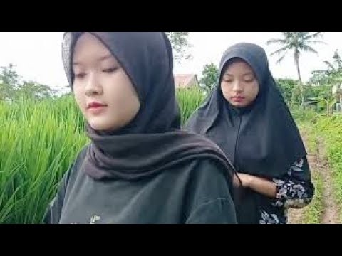 Basah basahan di sungai..  Khas pedesaan Sunda Jawa barat