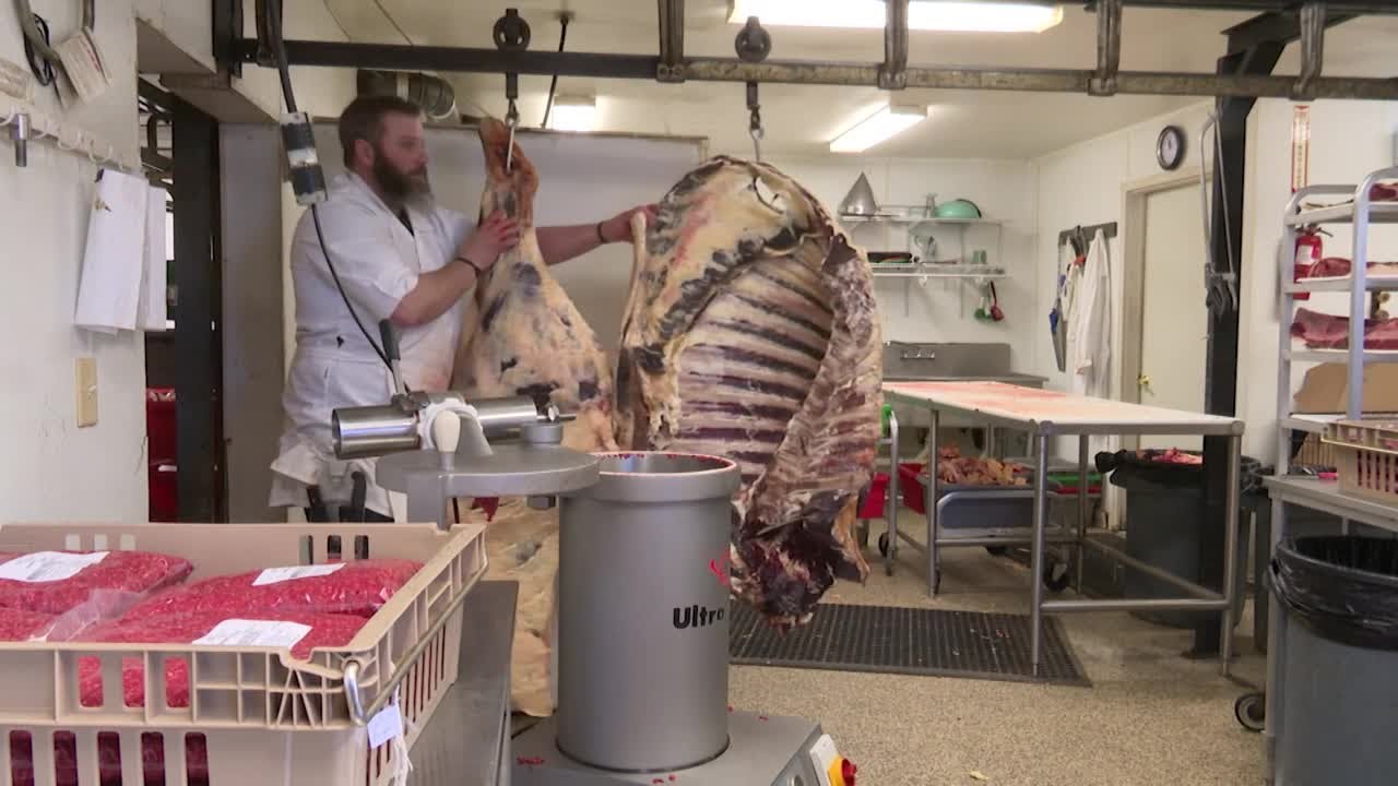 Old Salt Co-op process deer meat to give back to the community - YouTube