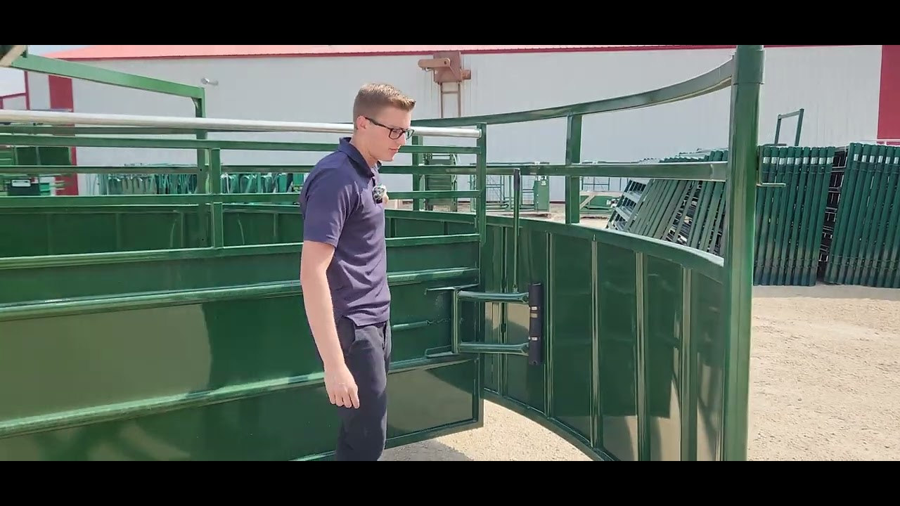 The Lakeland Cornerless Crowding Tub | A Premium Cattle Handling ...
