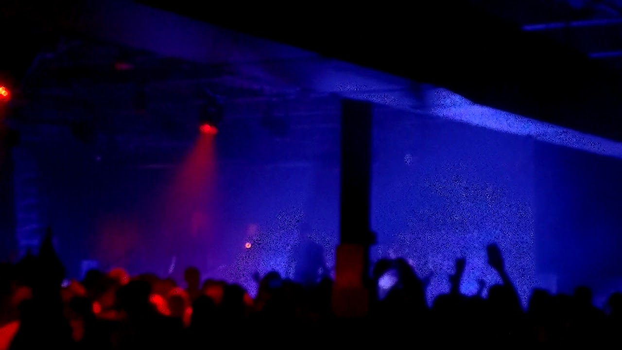 Highly Suspect Lydia/New Song Charlotte NC 10-28-17 - YouTube