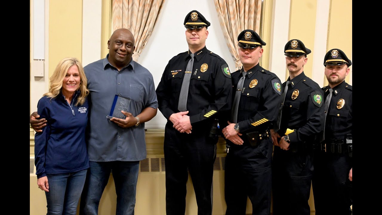 Citizens Award Ceremony for Jeff Neil - YouTube