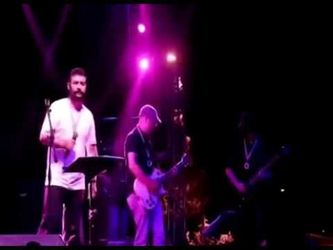 Mavi Düş - Kardeşlik