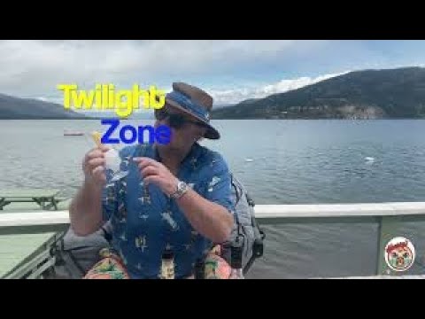 How to Make a Twilight Zone Cocktail - YouTube