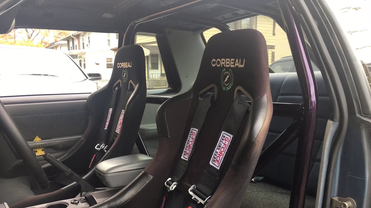 S&W roll cage in 87 mustang notch - YouTube