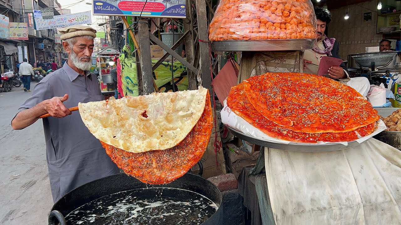 Lahori Katlama | Biggest Desi Fried Pizza | Katlama Making Process ...