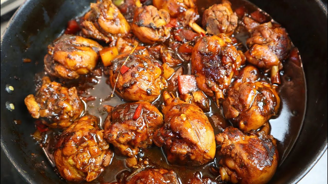 How To Make The Most Delicious Jamaican Brow Stewed Chicken | Caribbean ...