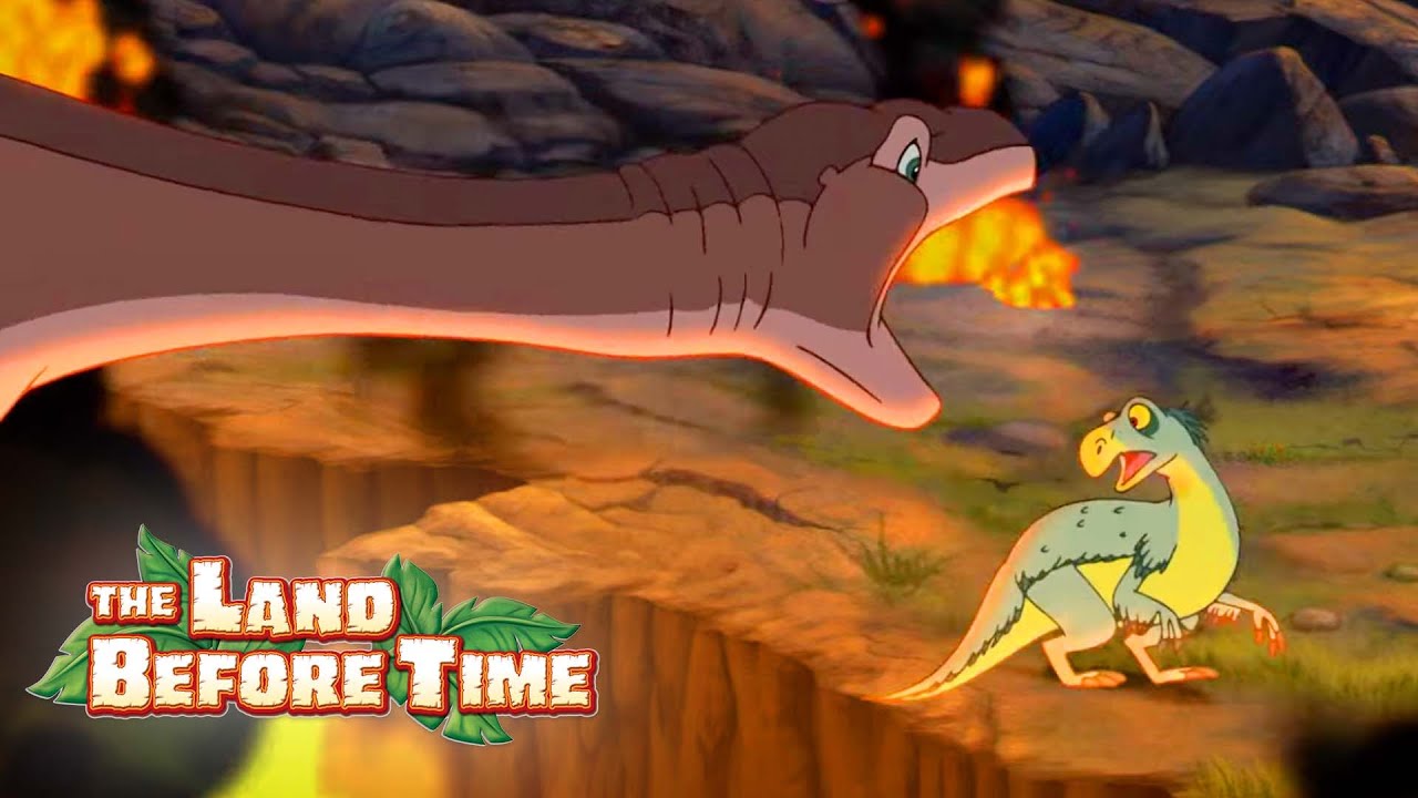 Littlefoot's Dad Saves Everyone! | The Land Before Time - YouTube