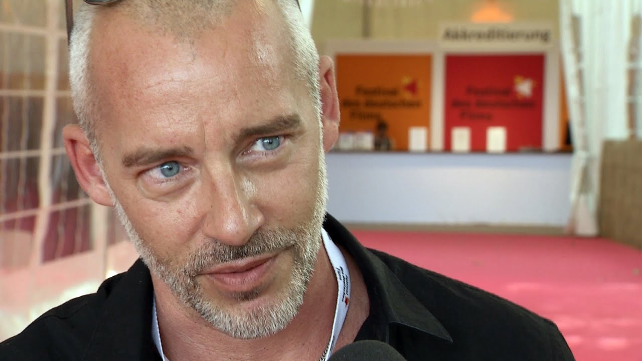 Premiere des Films über BASF - Experiment 150 - YouTube