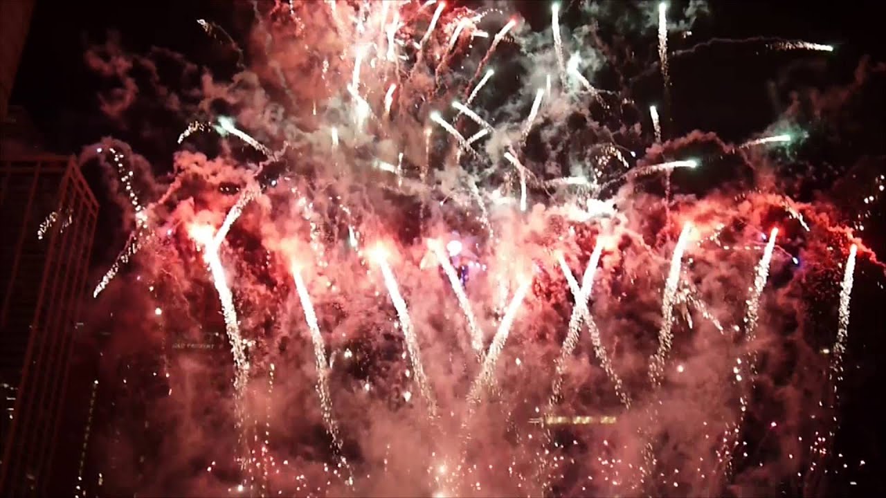 Chicago Chi-Town Rising! (Countdown & Fireworks) - YouTube