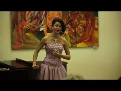 우크라이나 오페라싱어 OLENA from Ukraine / Opera singer / Piano duo - YouTube