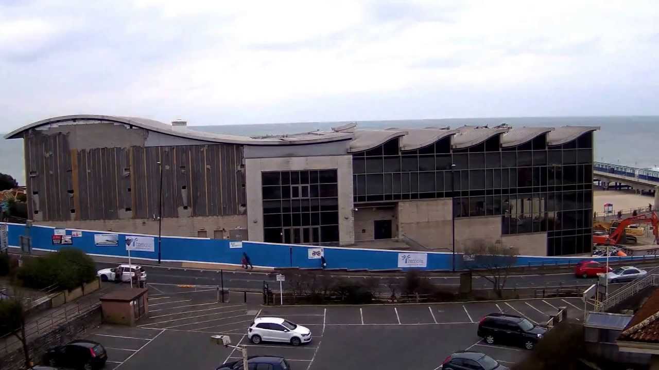 777 Demolition demolishes the Bournemouth IMAX Timelapse View 2 - YouTube