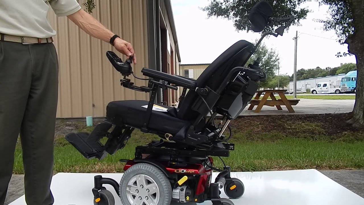 Red Quantum Q6 Edge With (Tilt, Recline, Legs, Attendent Control) - YouTube
