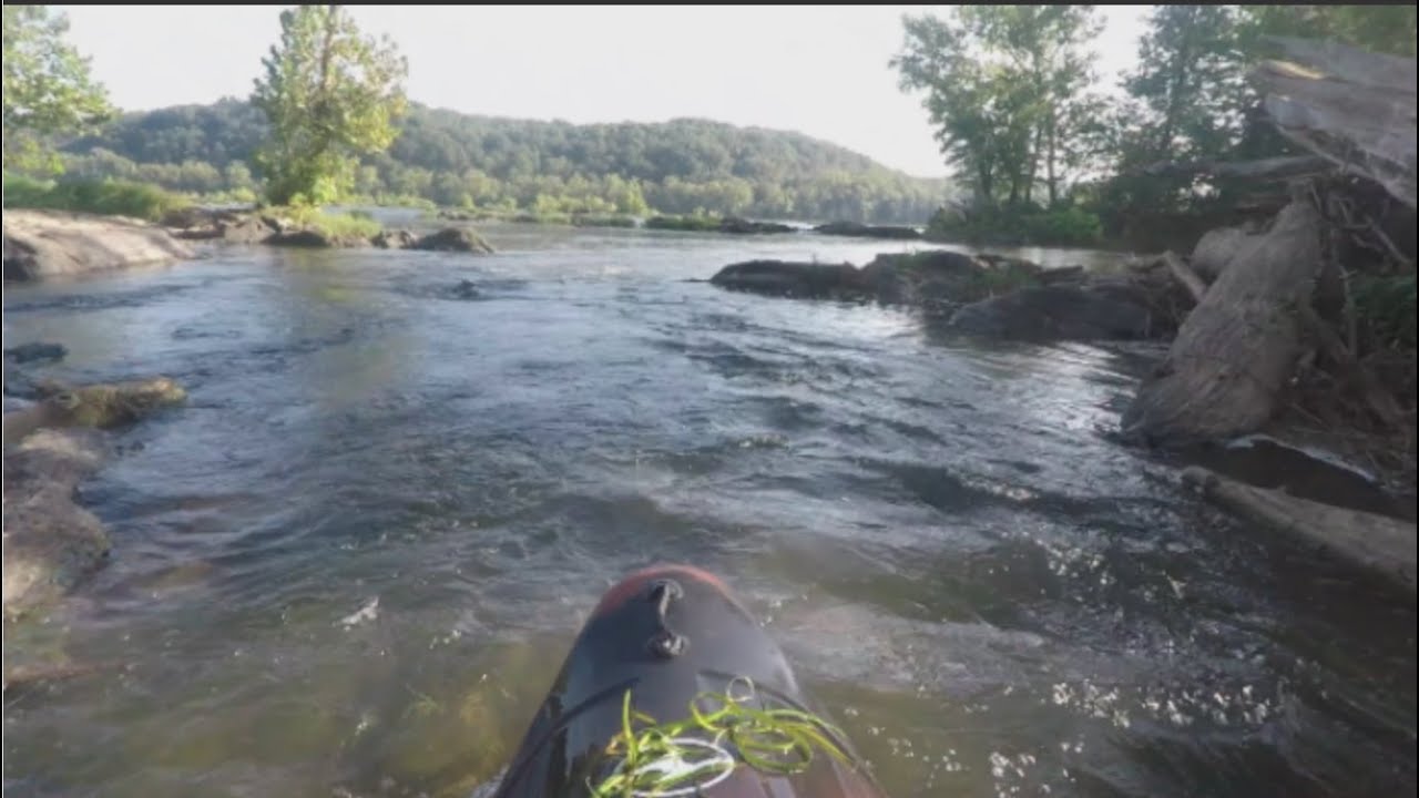Kayaking Violette's Lock/GW Canal Loop (Potomac River) at 2.9ft. - YouTube