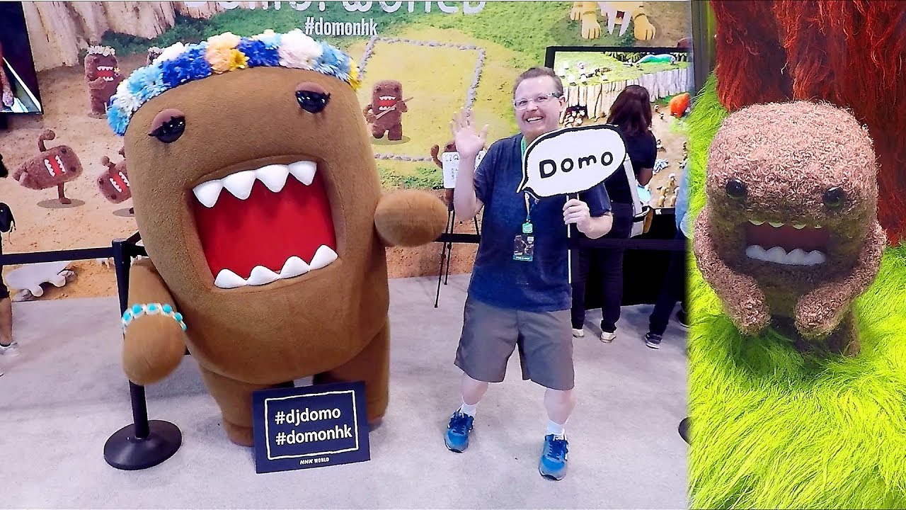 I Met Domo! - 2017 NYCC NHK World Domo Kun Booth Tour New York Comic ...