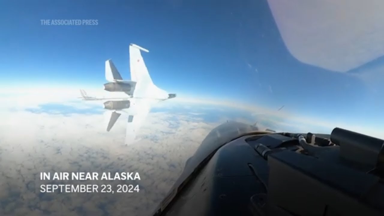 Video shows Russian jet zooming by within feet of US plane - YouTube
