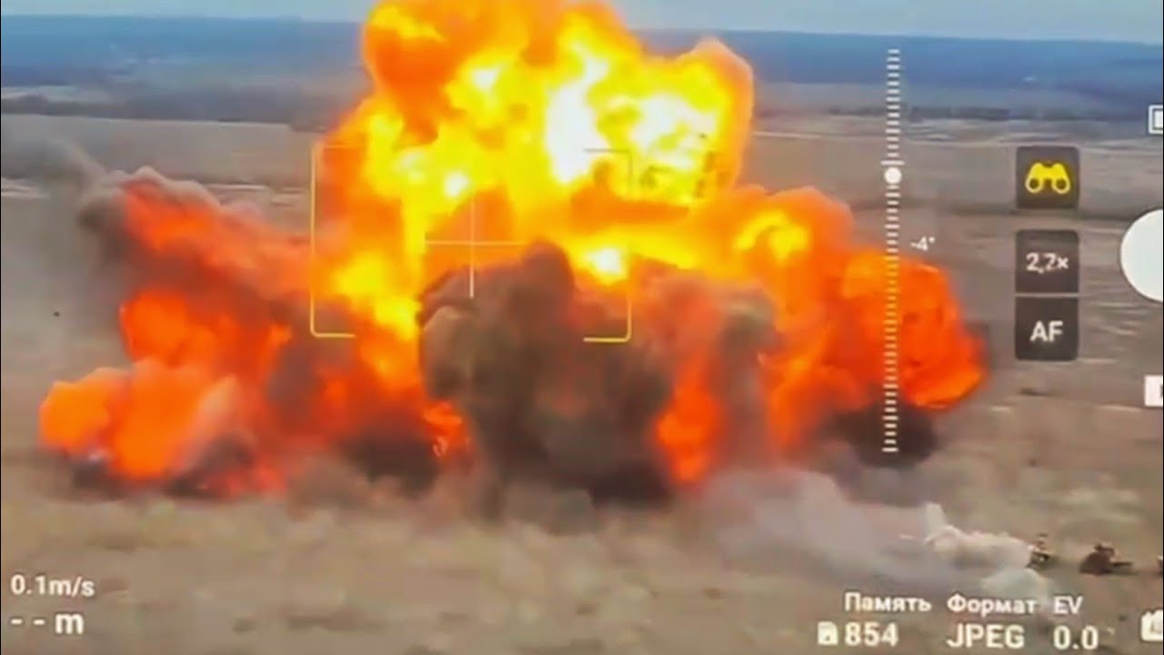 Russian tank full of explosives heading towards Avdivka🔥 - YouTube