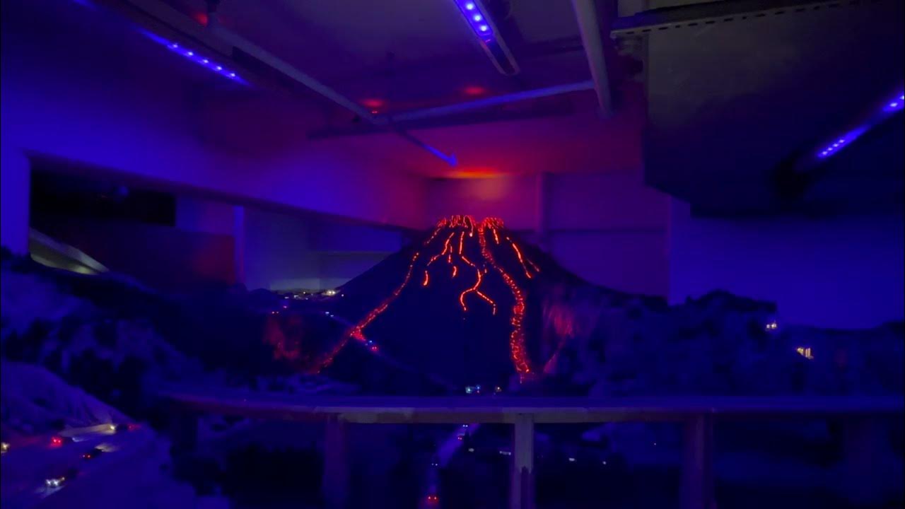 27.3.25 Vesuv bricht aus im Miniatur Wunderland in Hamburg - YouTube