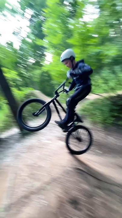 Это только начало 💪🥳 #бмх #bmx #bmxlife #спорт #прыжки #дерт #а4 # ...