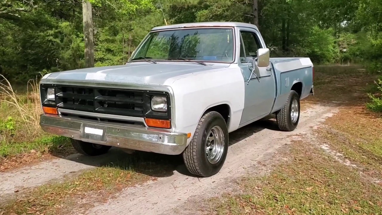 DODGE D100 SLANT 6: LOUD STRAIGHT PIPE FLY-BY & WALK AROUND - YouTube