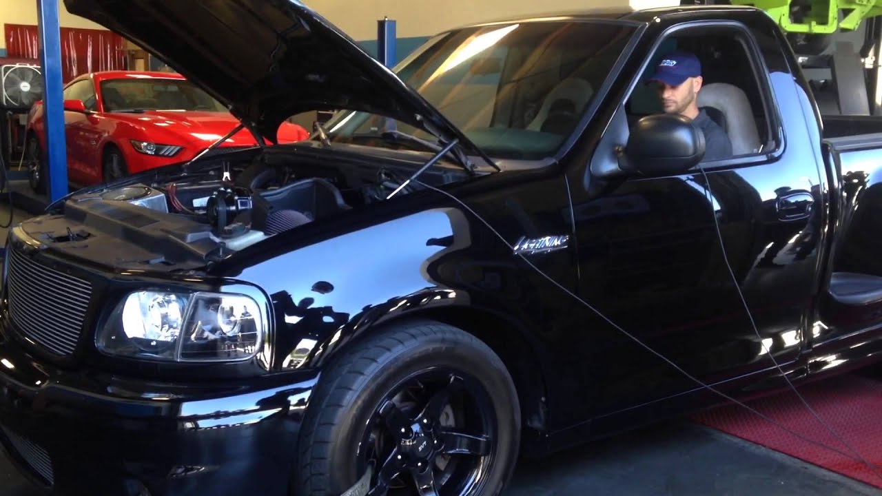 700 HP Ford Lightning Whipple 3.4 on E85 - YouTube