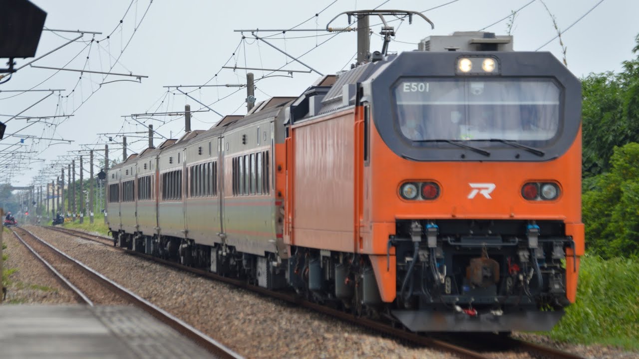 8780次 E500試運轉 石龜通過 - YouTube