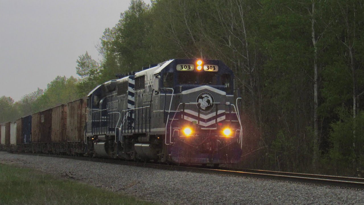 LSRC 303 and LSRC 4303 rolling through Ossineke Michigan - YouTube