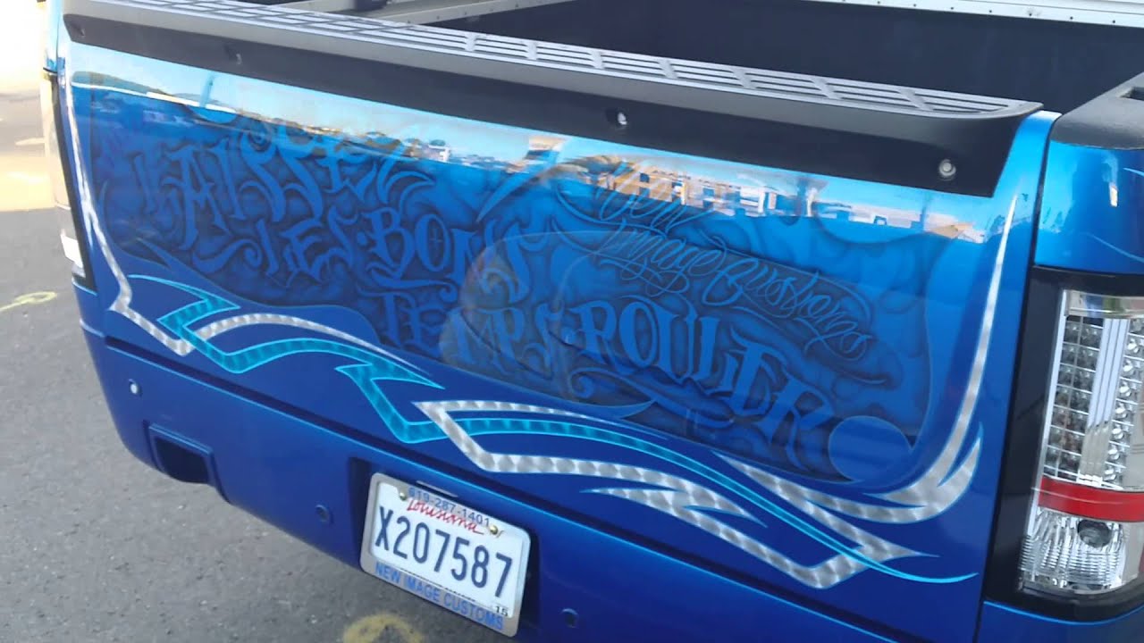07 Silverado oriental candy blue w/leafing - YouTube