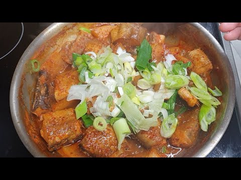 Spicy Korean Pollock(kodari): Quick & Easy Braised Fish Recipe - YouTube