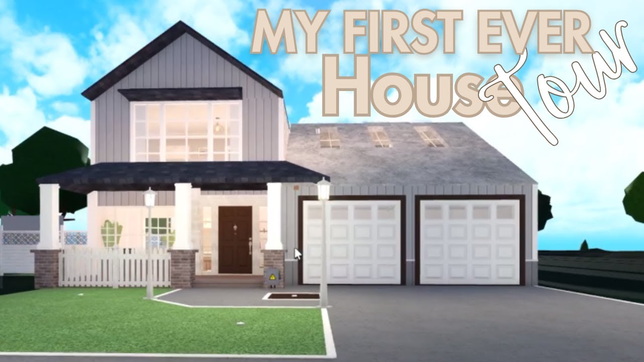 My first ever "BASIC SHAPE" house in Bloxburg (tour) - YouTube