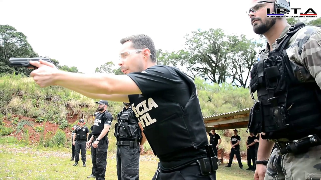 Modern Police Tactical Shooting 1610 - Training Pistol for Police ...