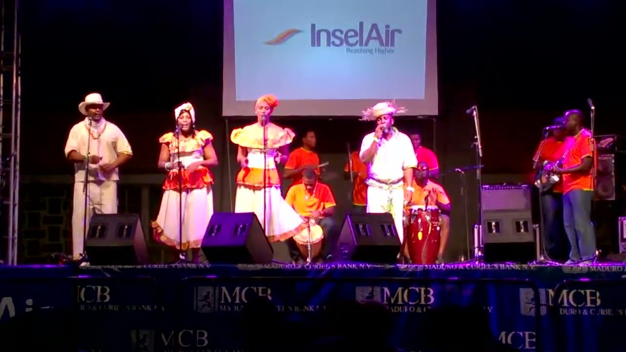 #Seú, Kantadó Mayó noche 1 05, #Curaçao 2014 - YouTube
