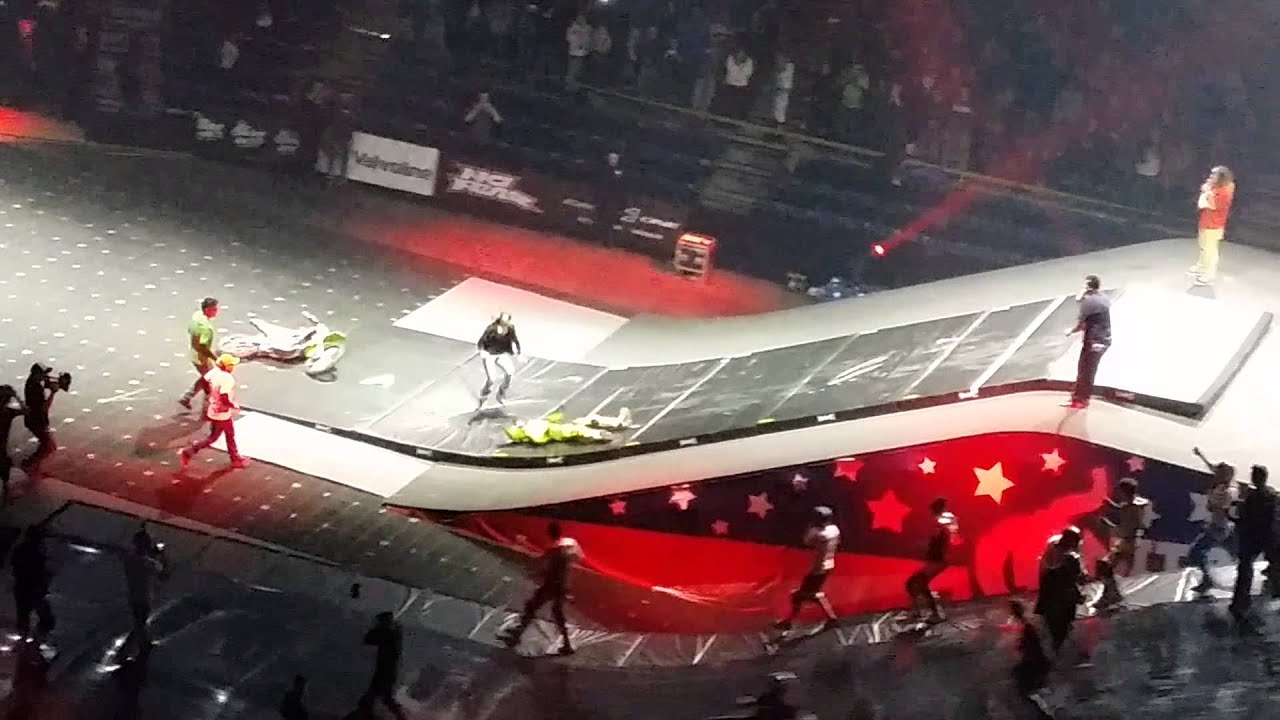 Bruce Cook's double front flip attempt...graphic! - YouTube